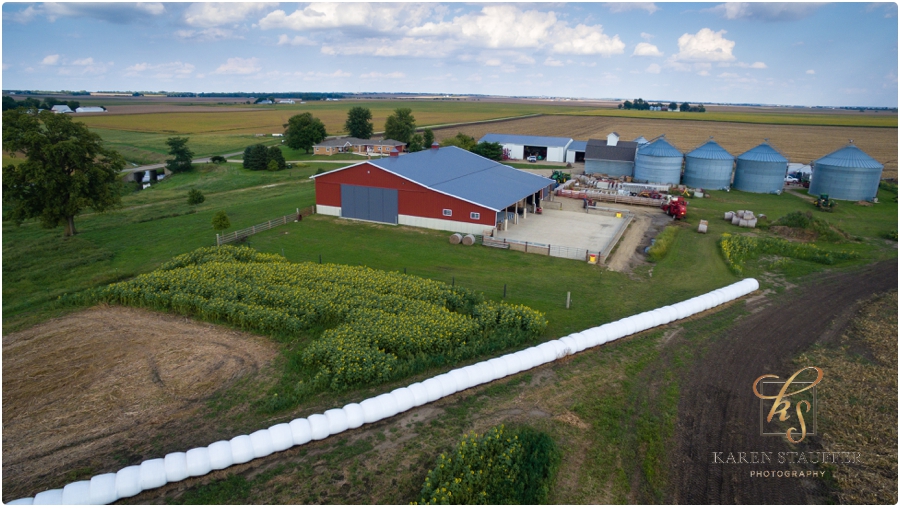 The Red Barn | A Central Illinois Barn Wedding Venue