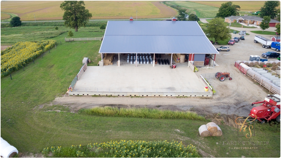 The Red Barn | A Central Illinois Barn Wedding Venue